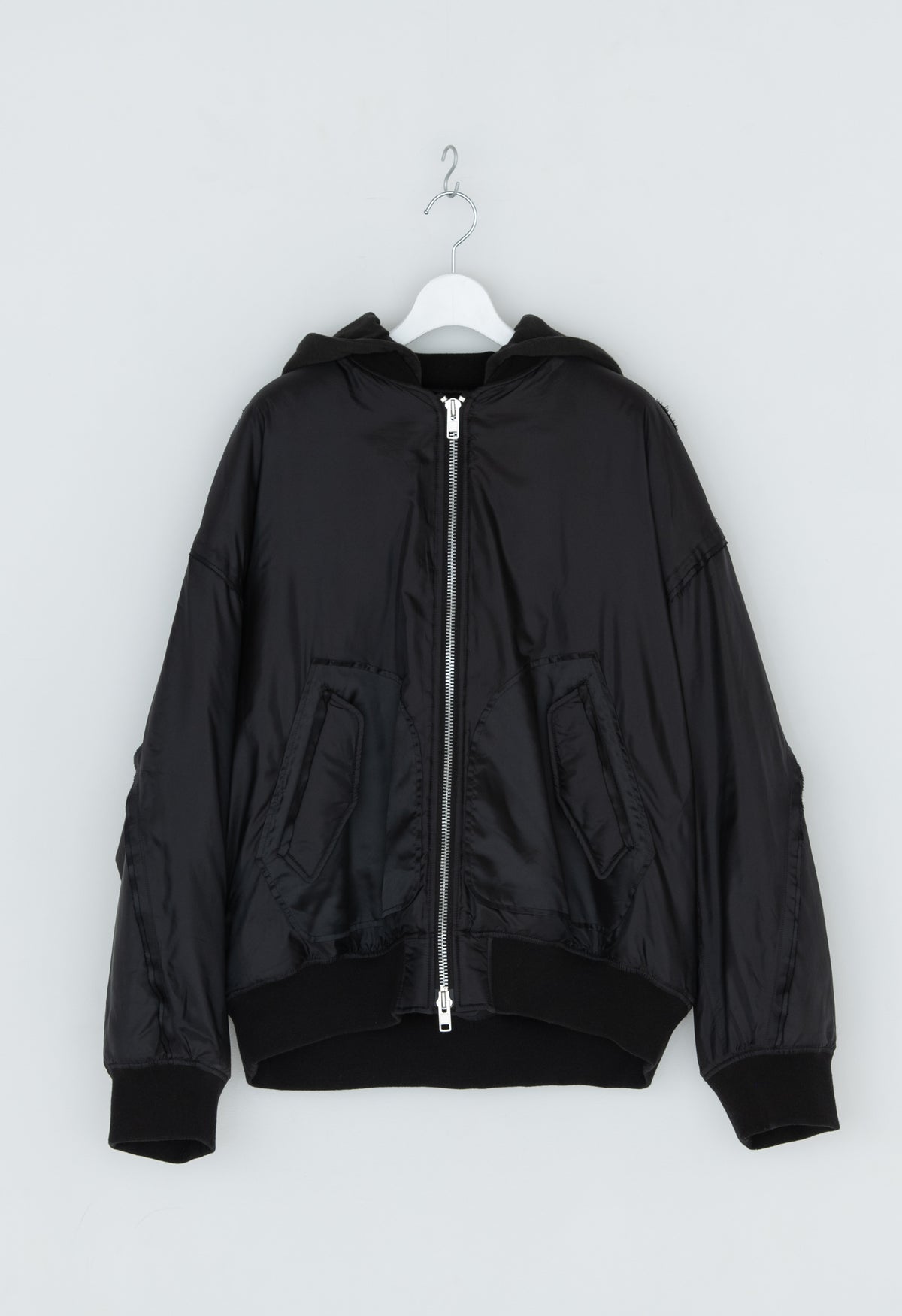 DEVILS EAR HOODIE DOWN MA-1– DISCOVERED